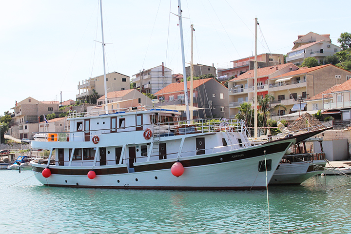 MS Adonis (2002) | Croatia Times Travel