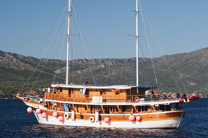 MS Labrador (2005) | Croatia Times Travel