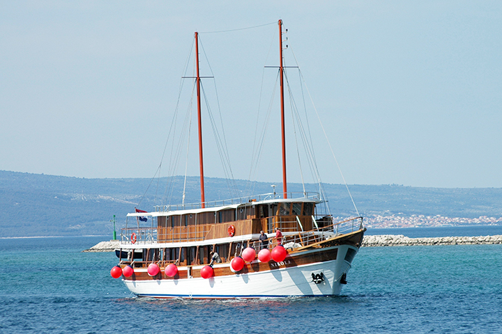 MS Nikola (2006) | Croatia Times Travel